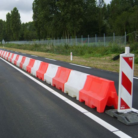 Euro Safety Barriers, 2M, 1Red 1 White - Tanks Direct