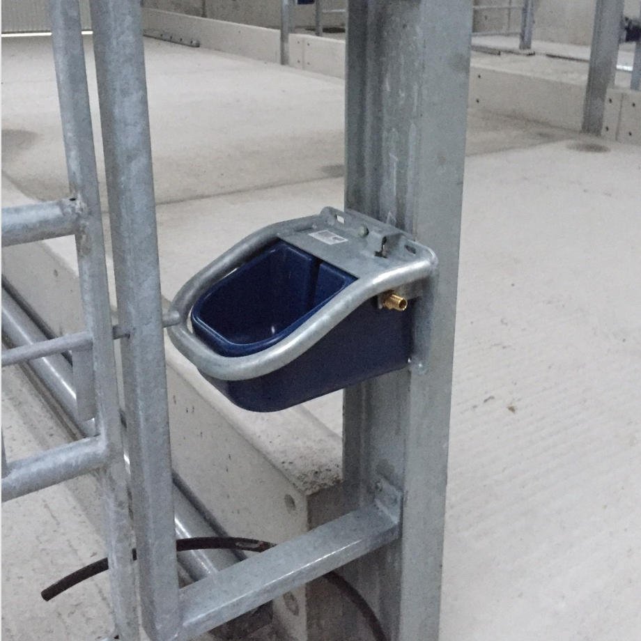 JFC Dumpy Tip-Over Drinker - DBL9 - Tanks Direct