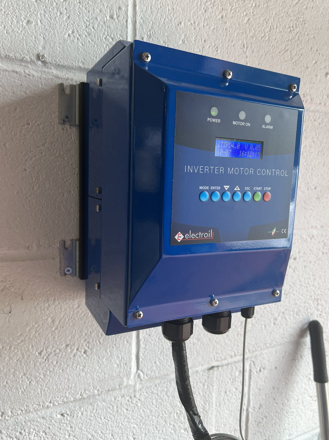 Archimede ITTP22W-BC 3PH booster pump inverter - Tanks Direct