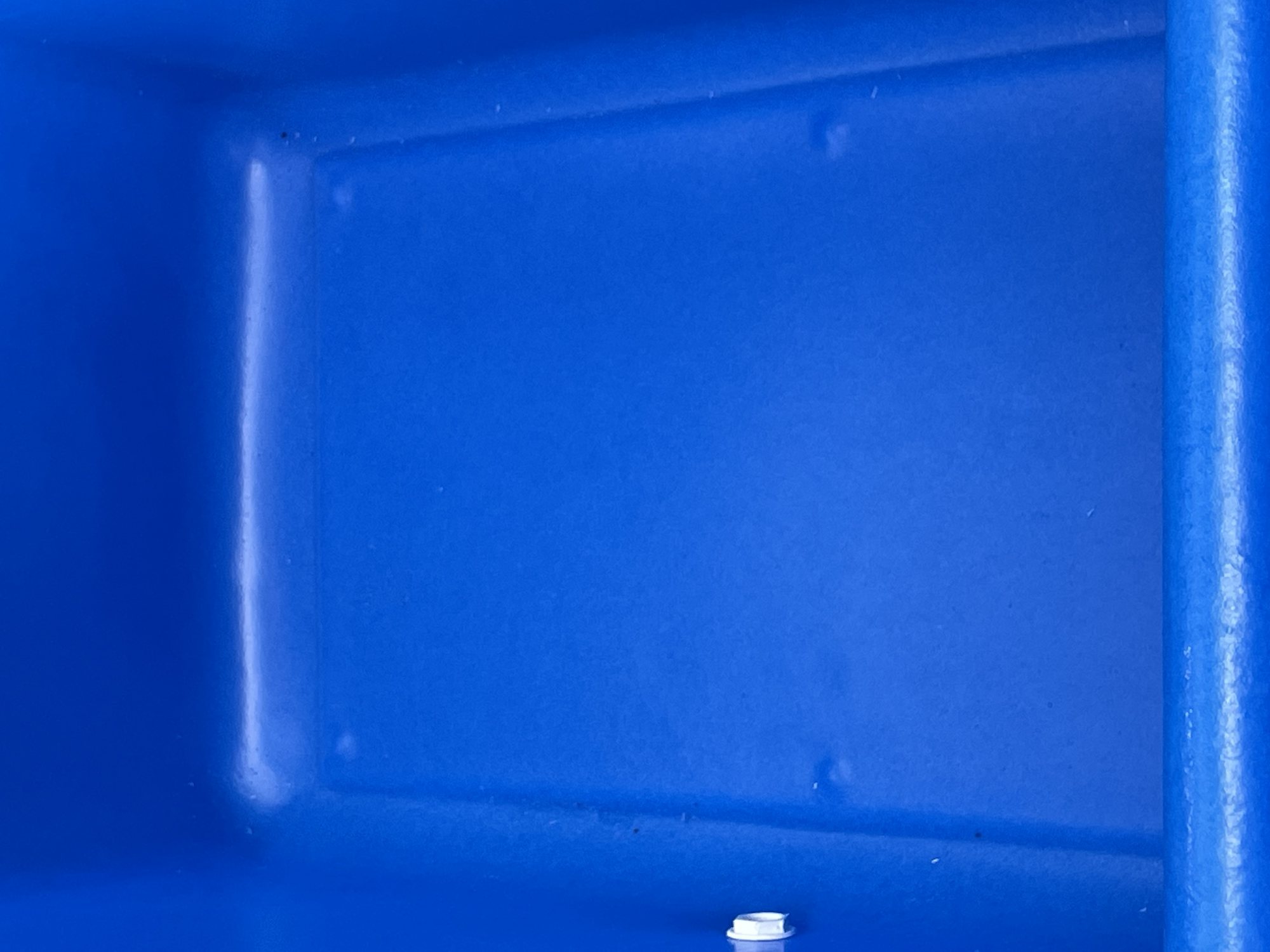 455 Litre Tapered Plastic Ice Bath - Heavy Duty Plastic - Tanks Direct