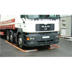 Personnel Footbaths and Vehicle Tyre baths - UK Delivery - Tanks Direct